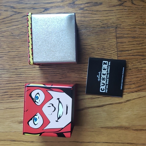 Storage & Organization | Collectible Cubeez The Flash Red Cube Box ...